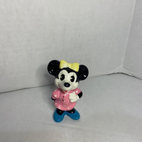 Disney | Art | Vintage Walt Disney Minnie Mouse Ceramic Figurine Euc ...